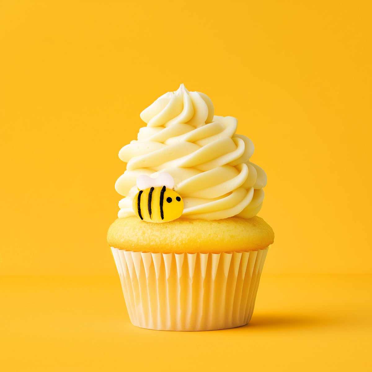 SPRINKS Icing Decorations - BUMBLE BEE (10 pieces) – thecookiery.ca