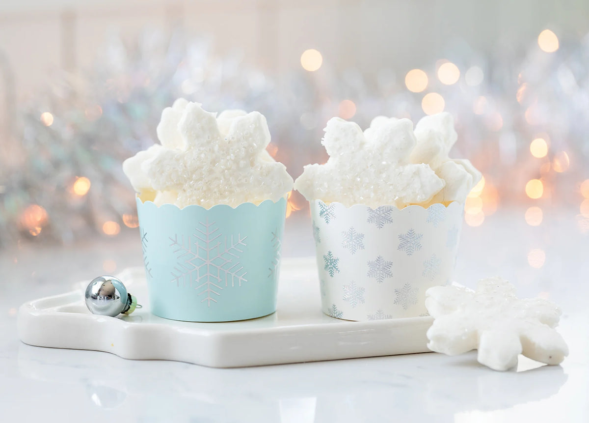 HOLOGRAPHIC SNOWFLAKES FOOD CUP (50 PCS) – thecookiery.ca